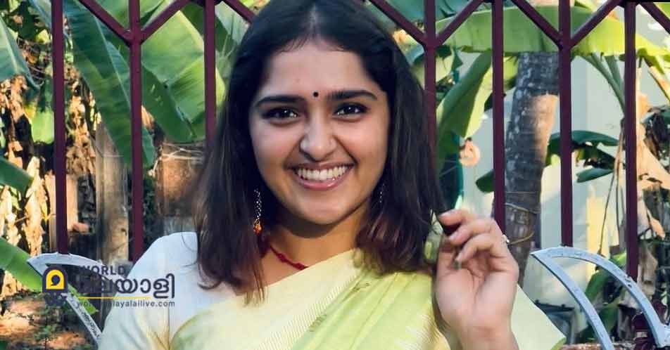 ഇടവേള മലയാളത്തില്‍ മാത്രമേ ഉണ്ടായിരുന്നുള്ളൂ, അറിഞ്ഞുകൊണ്ട് എടുത്തത് ആണ്; നടി സനുഷ പറയുന്നു ...